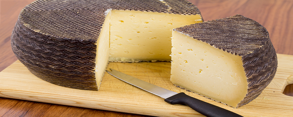 8 Grate Destinations for Every Cheese Lover | Western Union