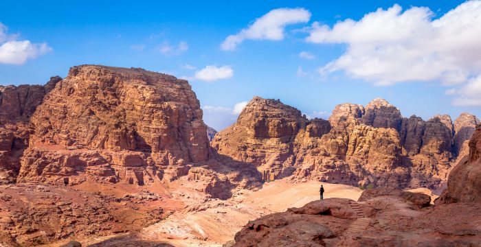 The 10 Most Famous Hiking Trails in the World | Western Union