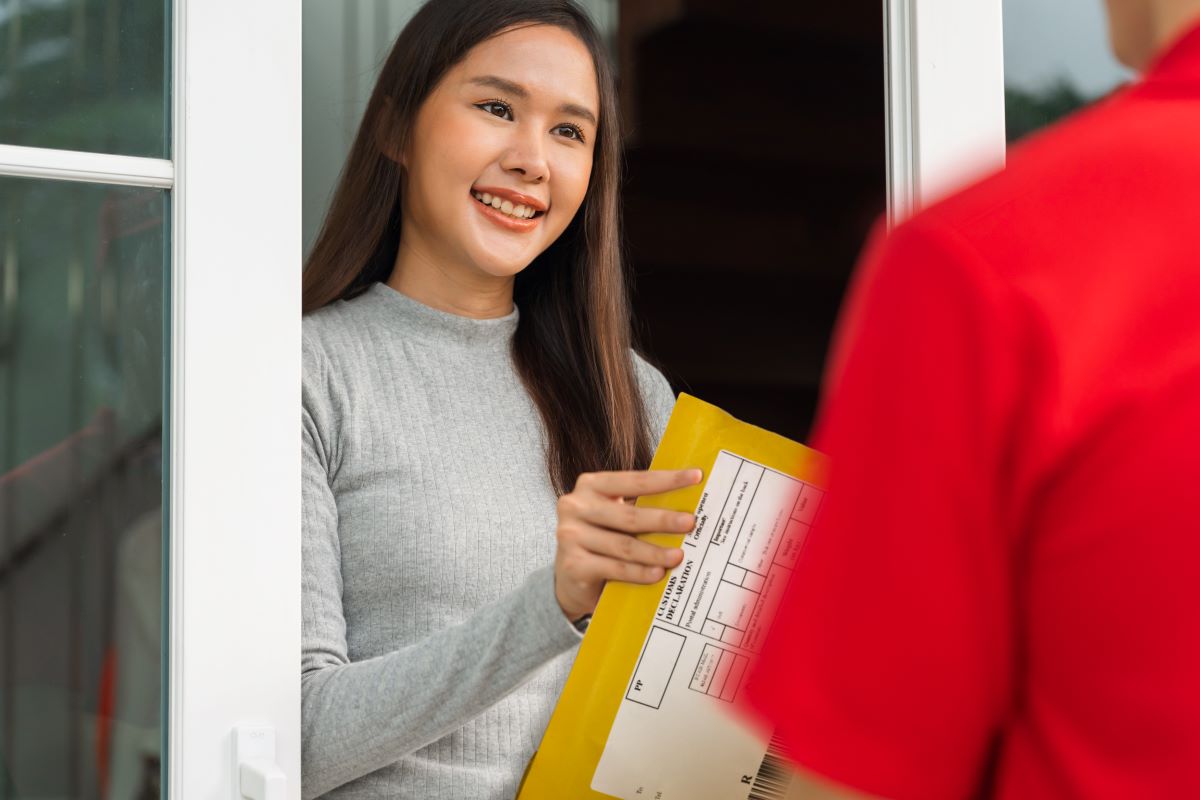Envoyer de l’argent par La Poste en 2025 | WU France