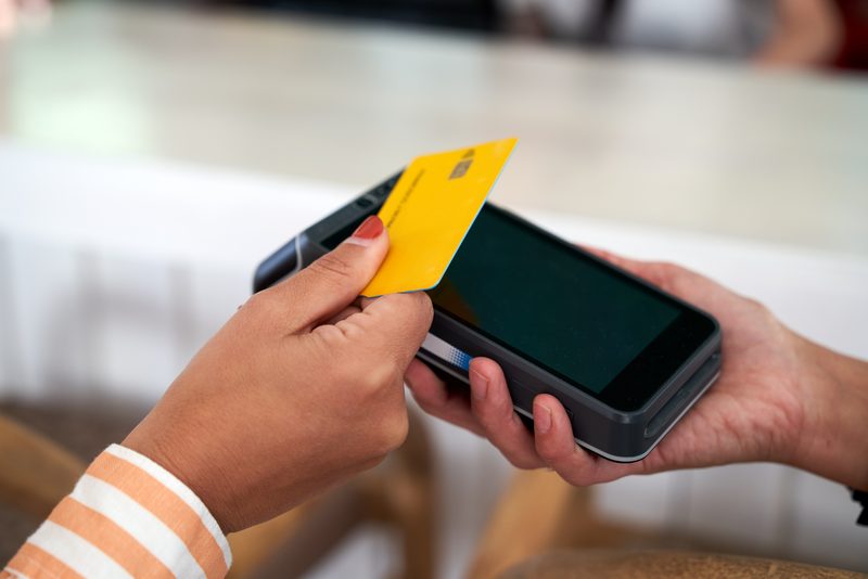 How to store money without a bank: 5 alternatives | Western Union US