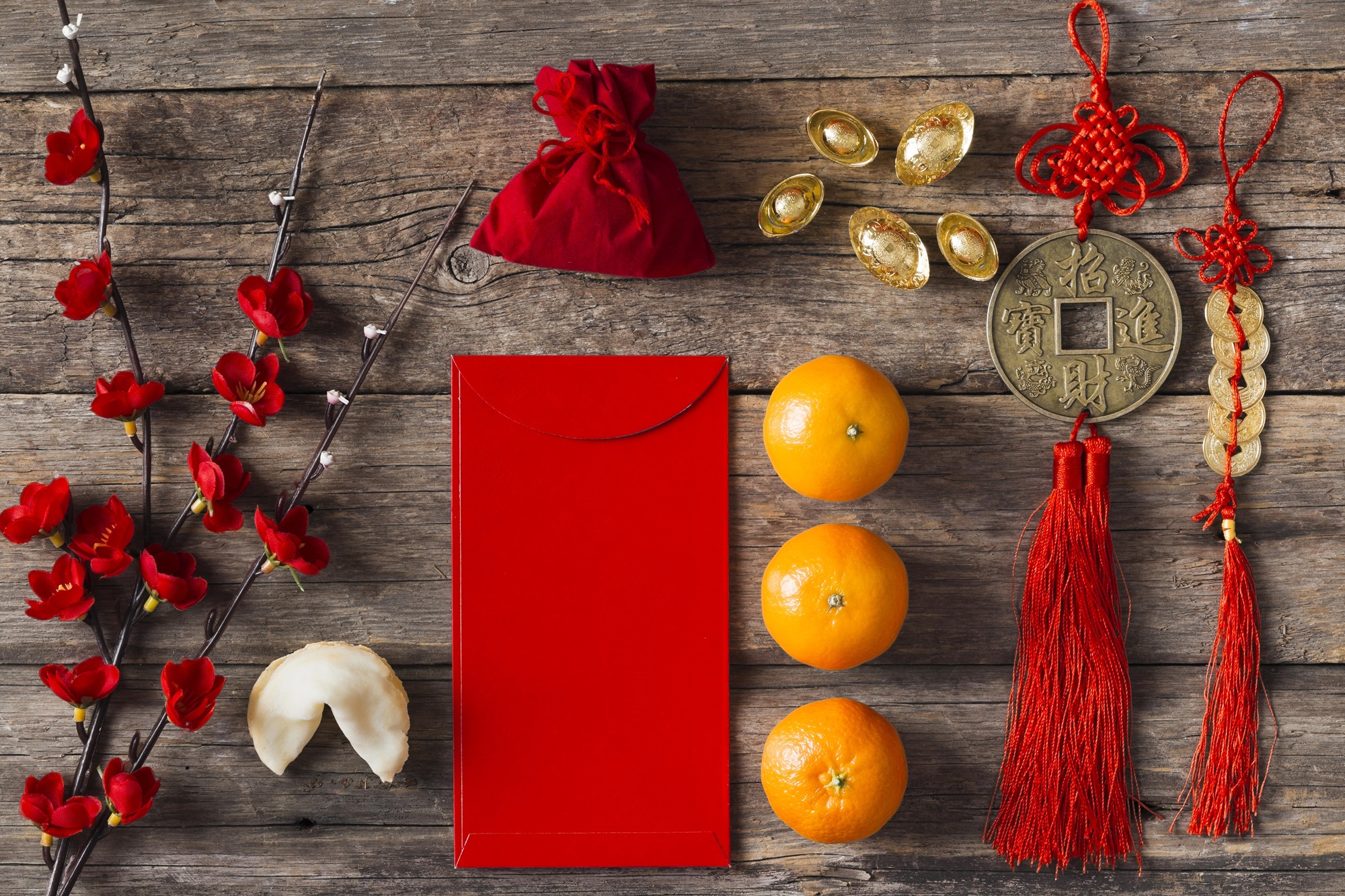 Red Envelope Traditions for Chinese New Year | Western Union
