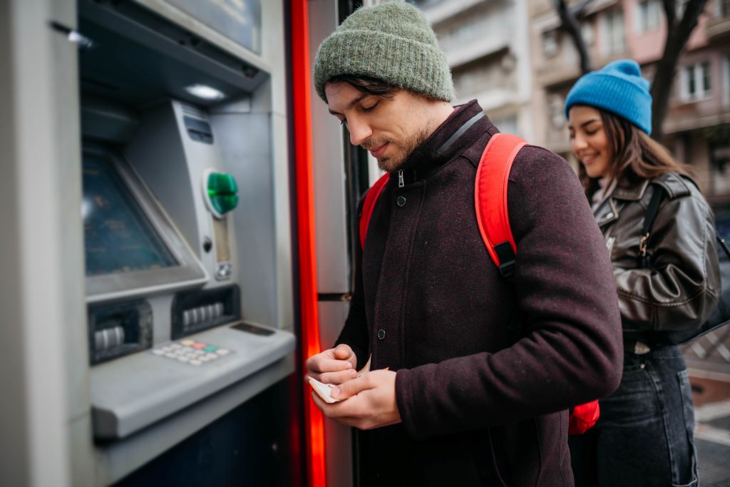 Can you deposit cash at an ATM | Western Union UK